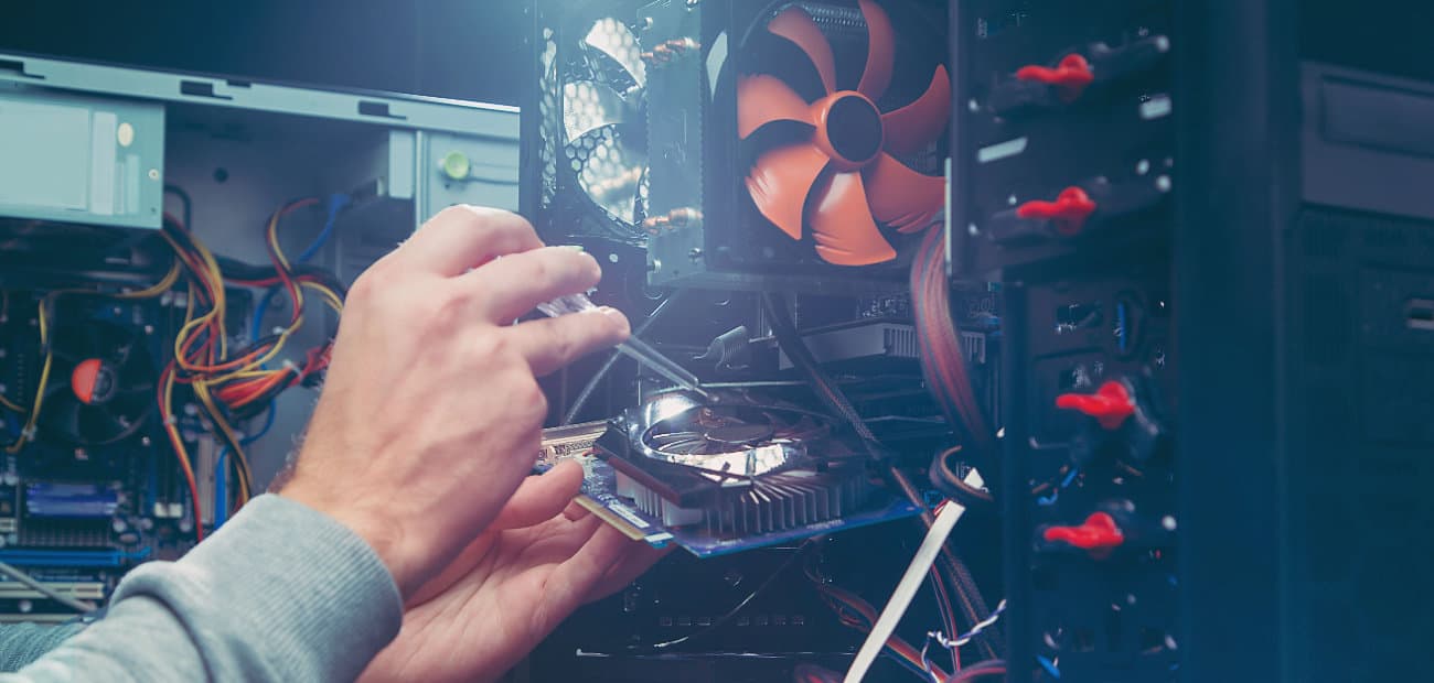 10 Best Custom PC Builder Websites in 2023